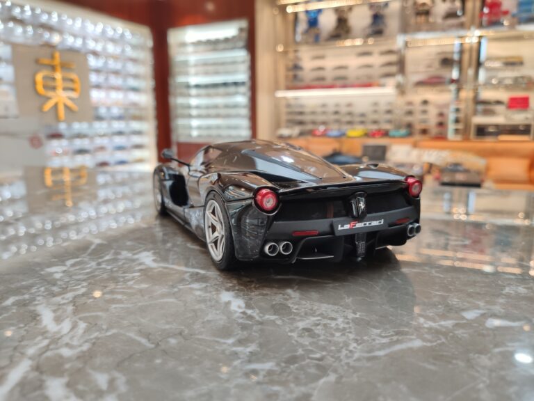 Ferrari Laferrari Rafa 1:18 BBR ( Black ) -