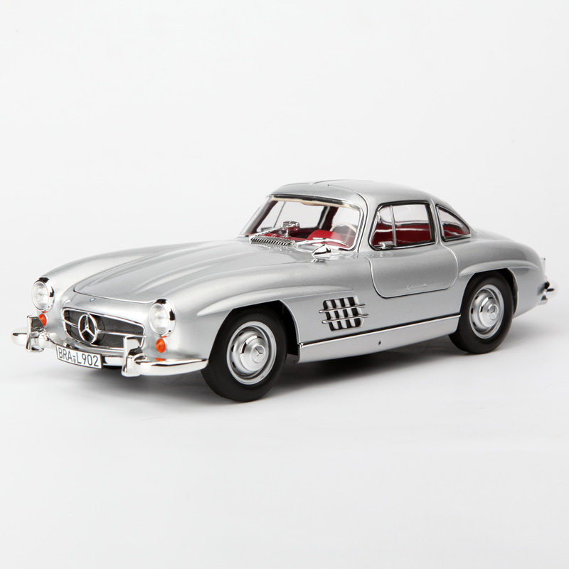 Mercedes-Benz 300SL Norev 1:18 ( Silver ) -